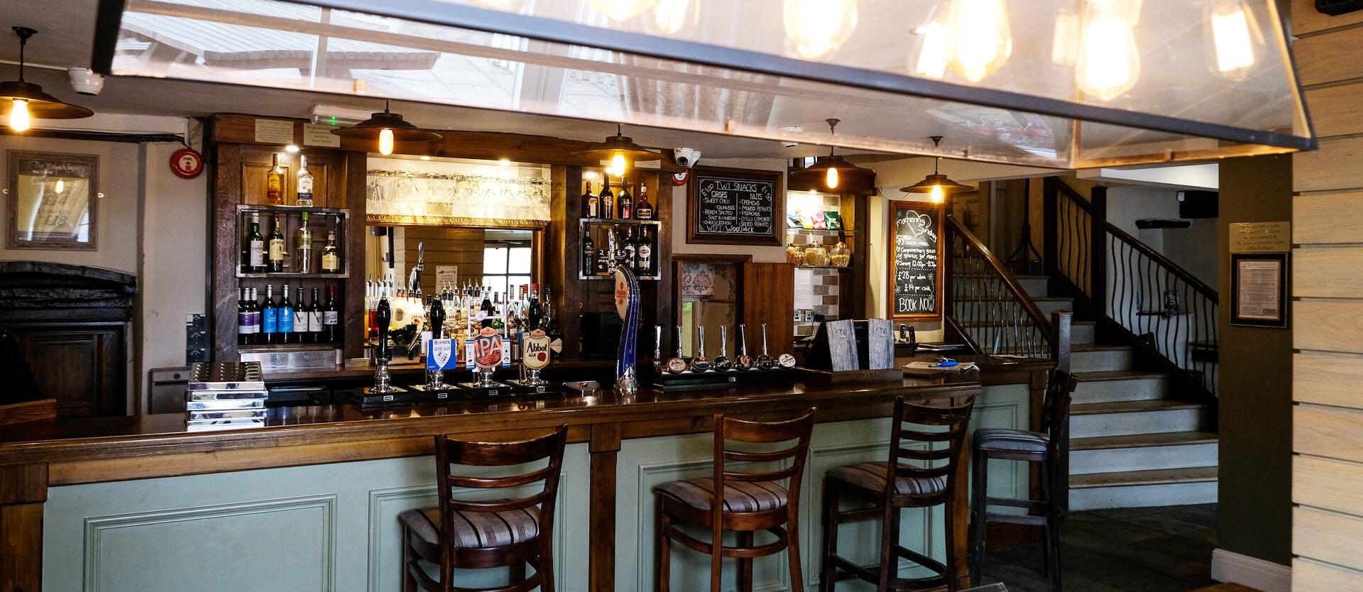 The Woolpack Inn Islip Bar & Grill with Room Accommodation